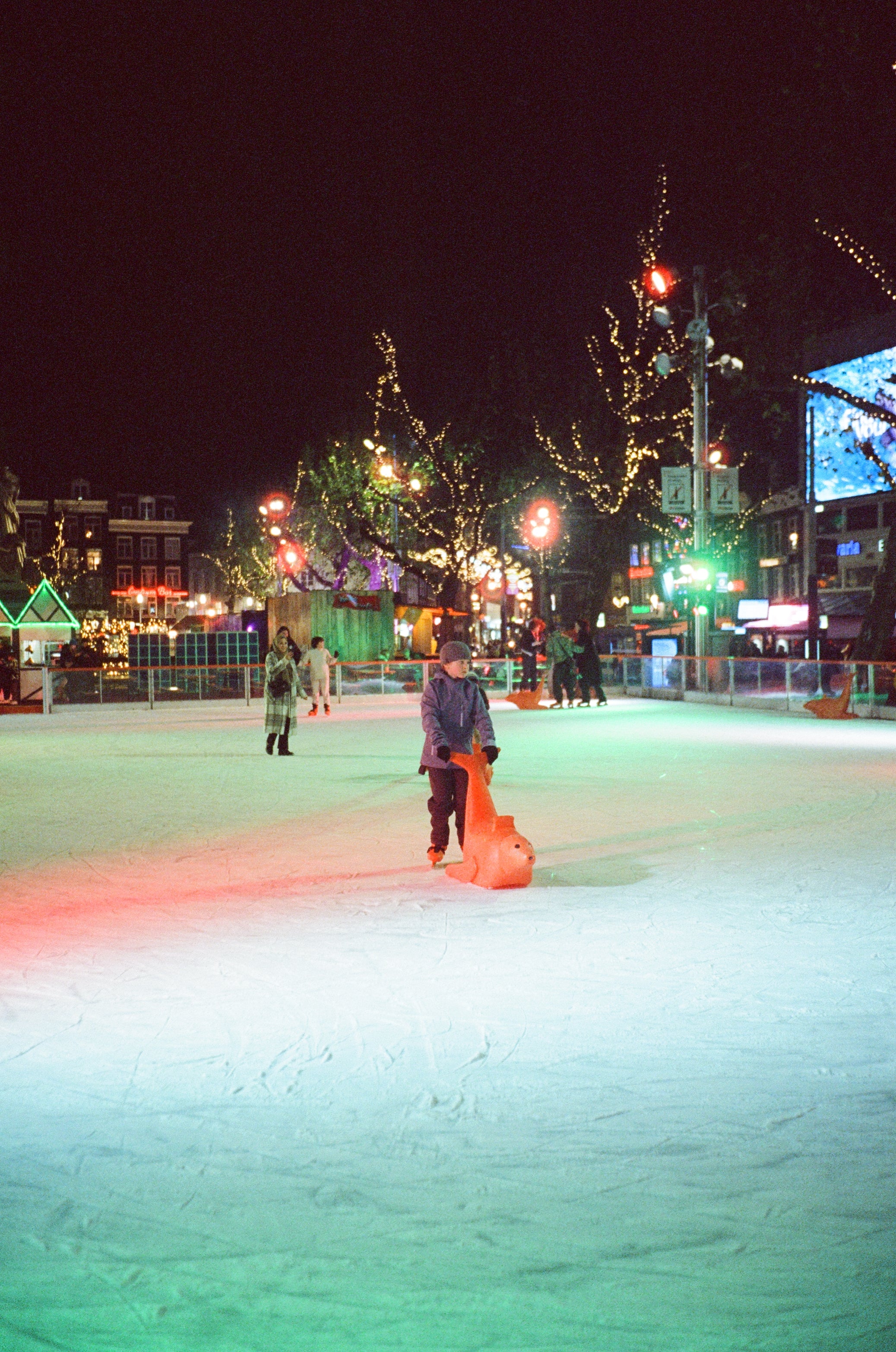 REFLX Lab 800T: The Film That Brings Cinematic Magic to Your Photos ...